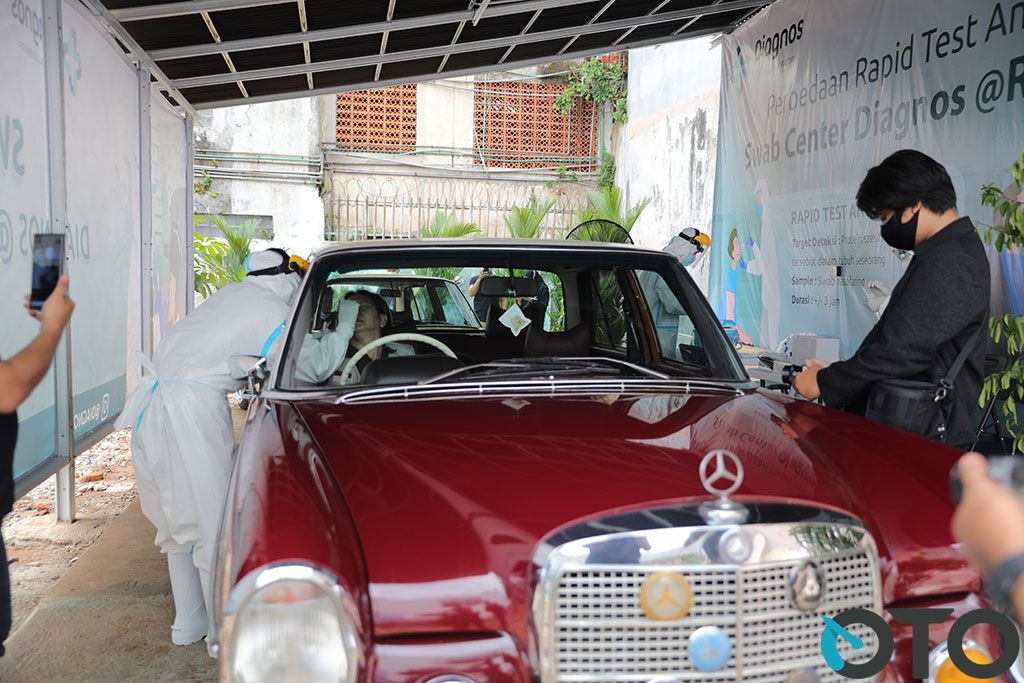 OTO Group Gelar Exclusive Drive Thru Swab Test Sars-Cov-2 With Communities