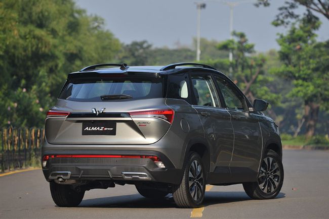 Fitur ADAS Kawal Kenyamanan dan Keamanan Pengguna Wuling Almas RS