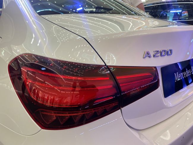 Ada Pembaruan, Ini Spesifikasi New Mercedes-Benz A200 Sebagai Sedan ...
