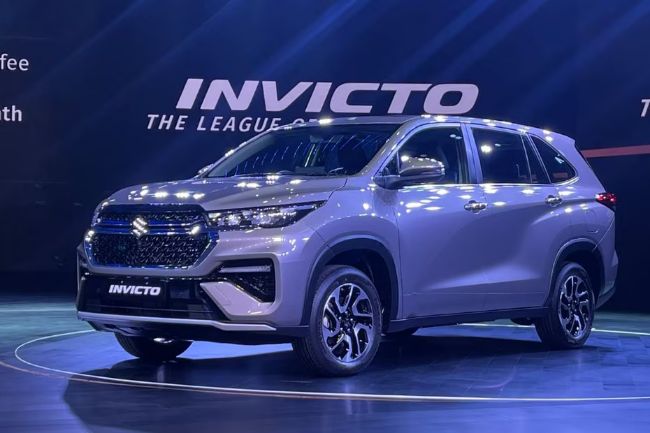 Suzuki Invicto Jadi Kembaran Innova Zenix di India, Ini Perbedaannya
