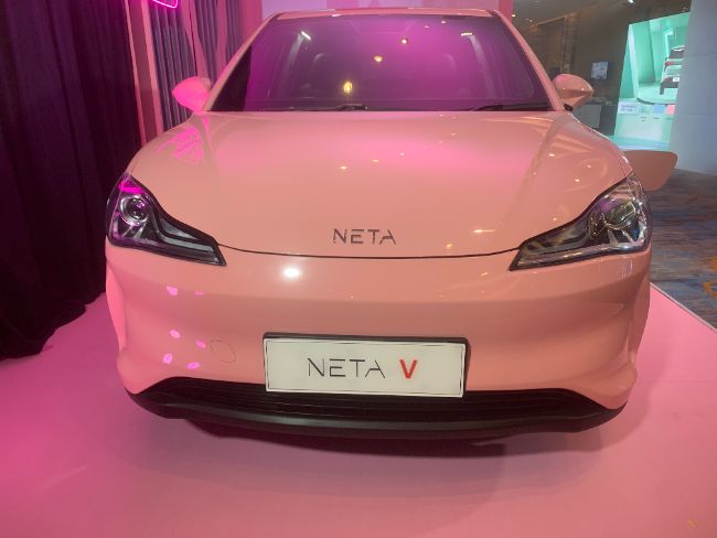 Neta V Rilis Harga Resmi Rp 379 Juta, Bisa Dibawa Hingga 400km