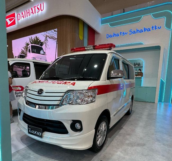 Daihatsu Bawa Gran Max dan Luxio Modifikasi di GIICOMVEC 2024