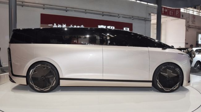 Exeed E08 Jadi MPV Listrik Super Mewah Buatan Chery, Futuristis Luar-Dalam
