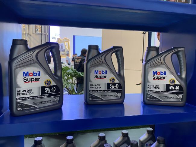 Mobil Lubricants Rayakan 50 Tahun Rilis Pelumas dan Brand Ambassador Baru