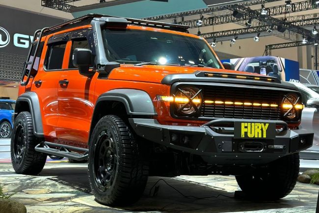 MODIFIKASI: Tank 300 Fury Version, Upgrade Gaya Off-Road Pakai Genuine Accesories