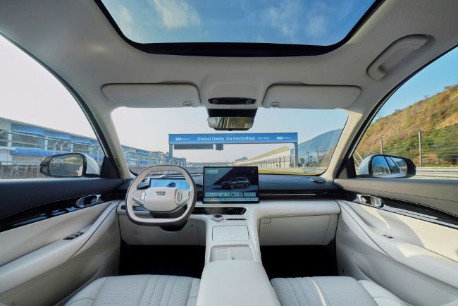 FIRST DRIVE: Kenalan Dengan Geely EX5 di Ningbo, Calon Lawan Berat BYD ...