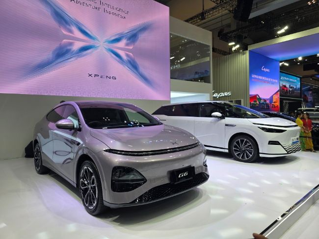 GIIAS 2025: Xpeng Rilis Varian Baru G6 dan Serahkan X9 CKD Pertama ke Konsumen